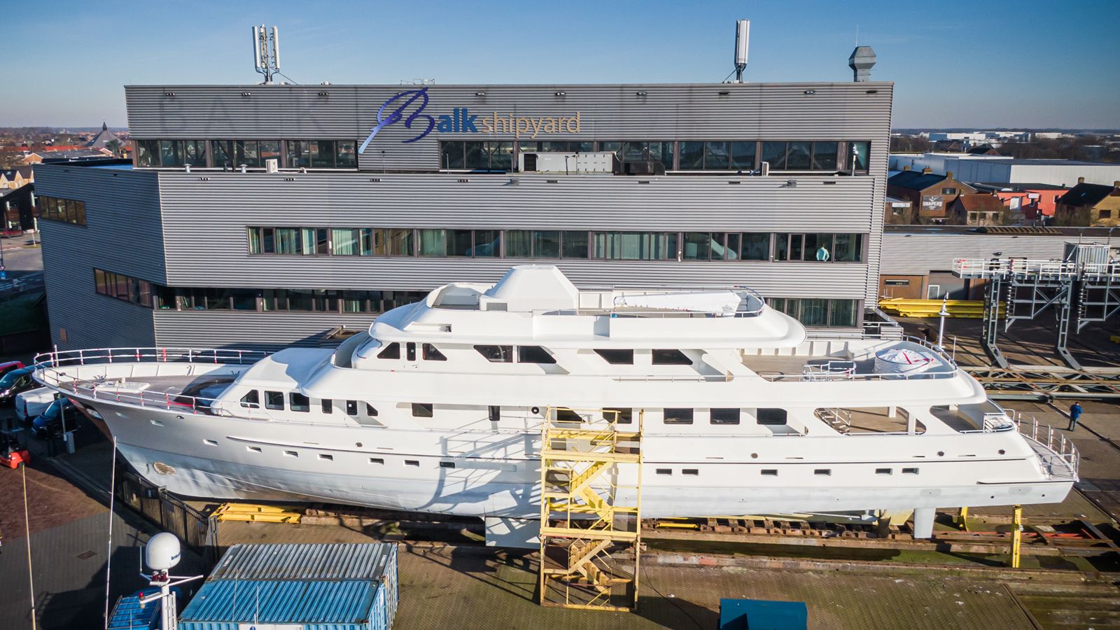 €6M price drop on 44m classic Feadship motor yacht rebuild project Valeria